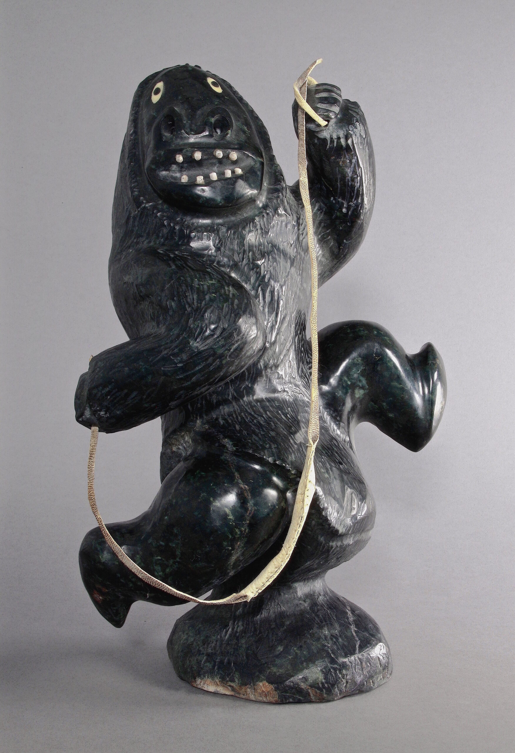 Uriash Puqiqnak-Inuk | Sculpture Inuit | Galerie Art Inuit Brousseau