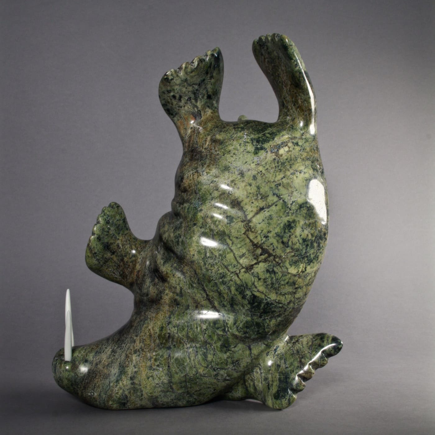New-Inuit Art - Inuit Sculptures - Galerie Art Inuit Brousseau